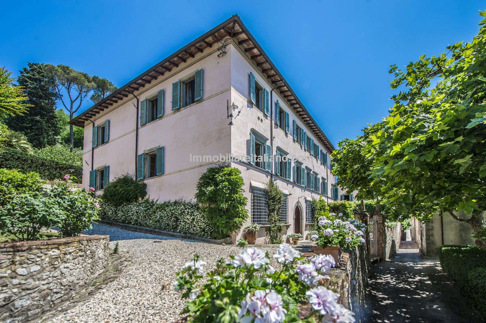Buy Italian Real Estate and Property for sale in Italy