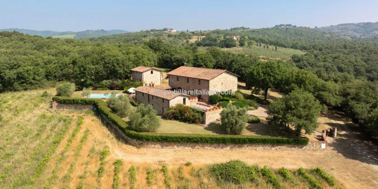 Farmhouses for sale in Italy - Italian Real Estate